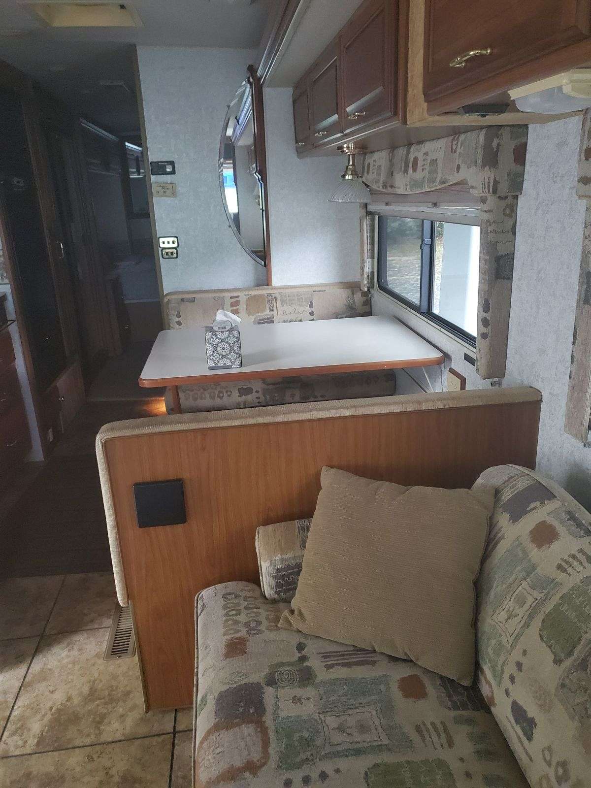 2000 Winnebago Chieftain